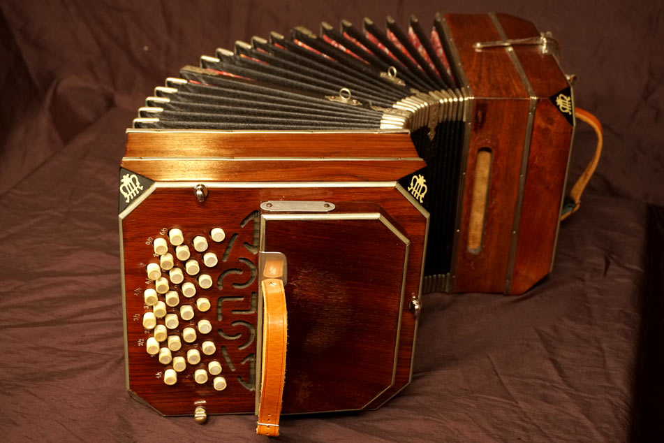BANDONEON Restaurierung Carsten Heveling Wuppertal-Deutschland